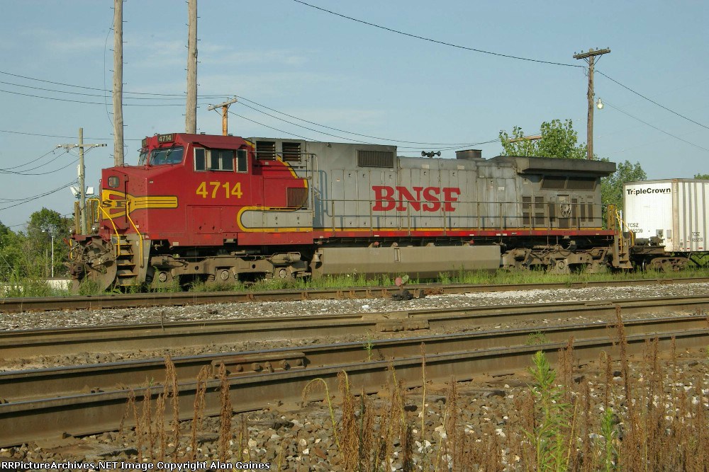 BNSF C-44-9W 4714